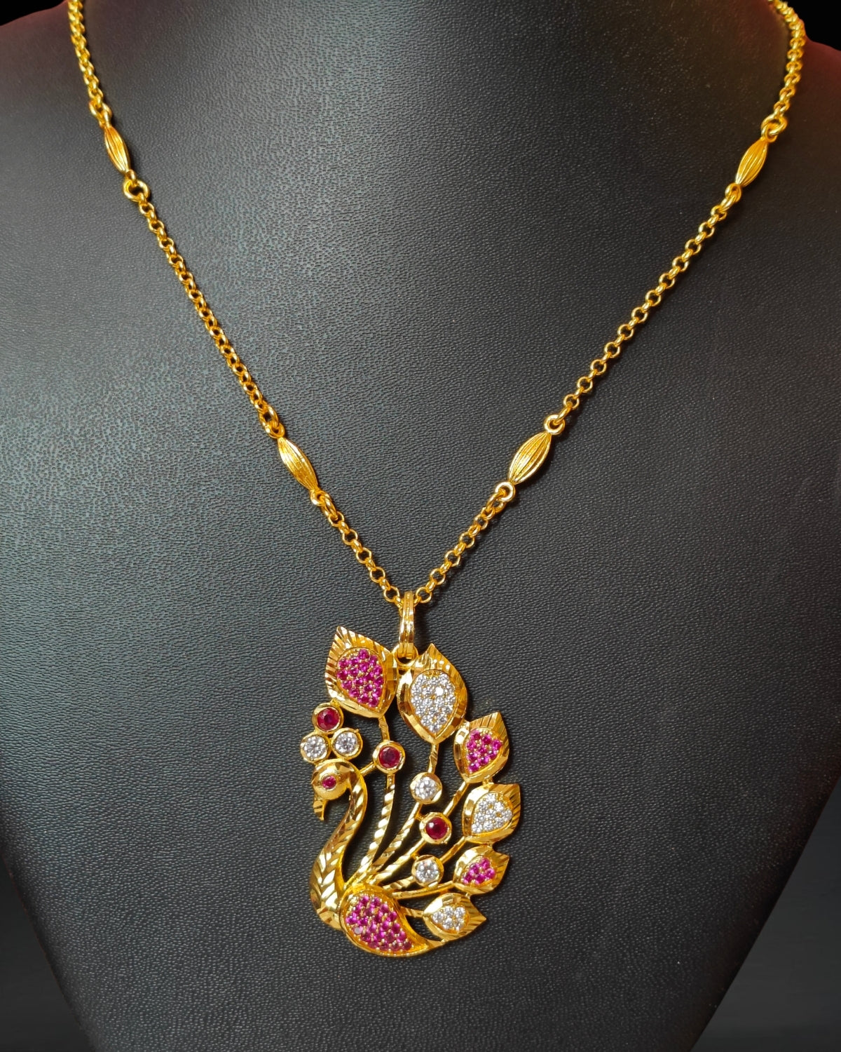 Stone mour jewellery set – Koina